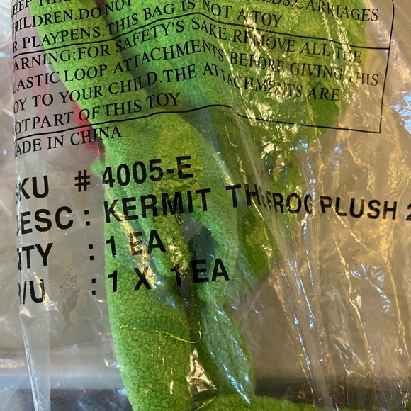 The Muppets | Toys | The Muppets Kermit The Frog Frogtographer Plush ...